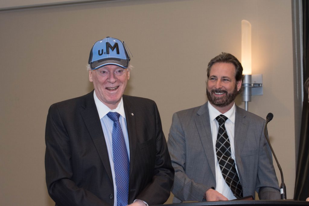 Dr David S Mulder - Confencier invité - Département de chirurgie